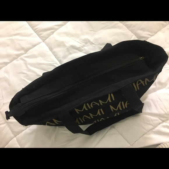 Robin Ruth | Bags | Robin Ruth Miami Canvas Tote | Poshmark